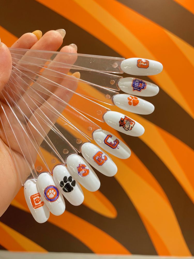 PAW POWER NAILS - Updated October 2025 - 22 Photos - 384 College Ave ...