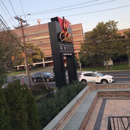 CHILLERS GRILL - Updated July 2025 - 341 Photos & 517 Reviews - 2191 ...