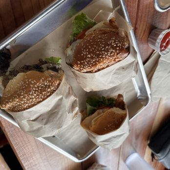 ACME BURGER - PETALUMA EAST - Updated December 2025 - 44 Photos & 39 ...