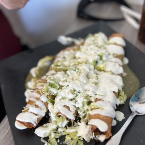 SOMEBURROS - Updated May 2025 - 201 Photos & 417 Reviews - 101 E ...