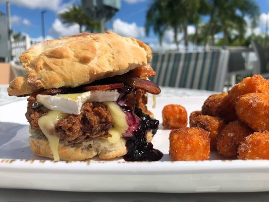 SOLSTICE BAR & GRILLE - Updated October 2025 - 15 Photos - 1575 Carey ...