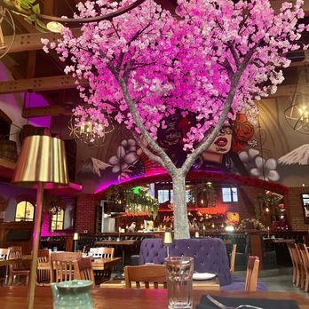 TEMPO GEISHA - Updated May 2025 - 254 Photos & 262 Reviews - 101 E ...