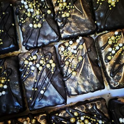 KARLA’S CAKES - Updated September 2024 - 102 Photos & 11 Reviews - 1512 ...