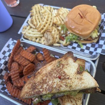 DAINTY DILLO - Updated December 2025 - 64 Photos & 37 Reviews - 3201 E ...