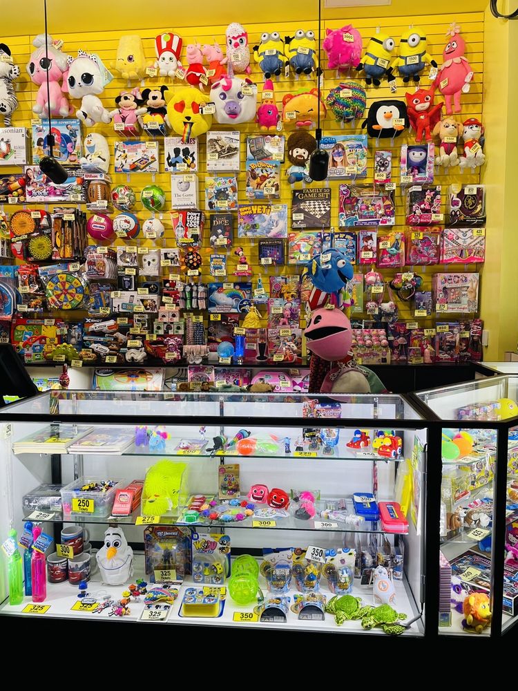 ALL AMUSEMENT FUN CENTER - 41 Photos & 68 Reviews - 201 E Magnolia Blvd ...