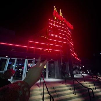 HARKINS THEATRES ARVADA - Updated July 2025 - 40 Photos & 68 Reviews ...