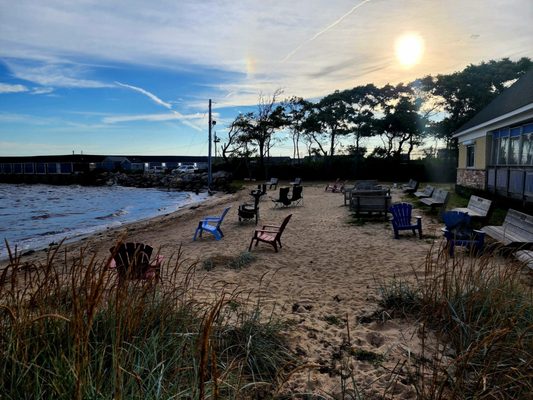 ISLIP TOWN BEACH - Updated November 2025 - 34 Photos - 600 S Bay Ave ...