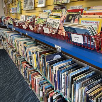 NEW BRITAIN PUBLIC LIBRARY - Updated October 2025 - 11 Photos - 20 High ...