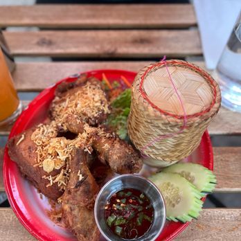 MEE SEN THAI EATERY - Updated November 2024 - 625 Photos & 568 Reviews ...