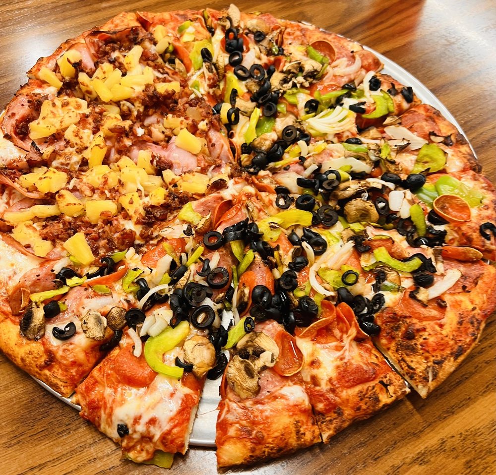 HOUSE OF PIZZA - Updated May 2025 - 53 Photos & 92 Reviews - 721 ...