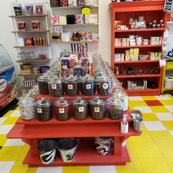 THE POPPIN BOX - Updated February 2025 - 73 Photos & 38 Reviews - 116 ...