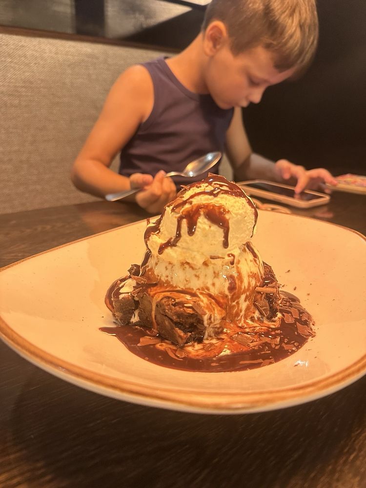 OUTBACK STEAKHOUSE - Updated June 2025 - 43 Photos & 10 Reviews - R ...