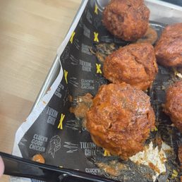 TUXON CHIX - Updated October 2025 - 151 Photos & 107 Reviews - 5524 E ...