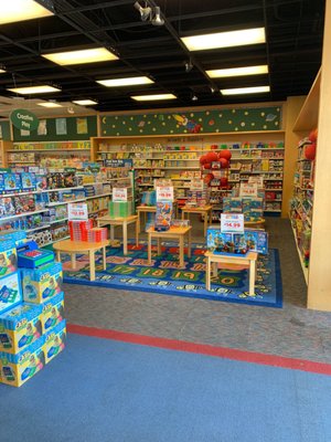 LAKESHORE LEARNING STORE - 34 Photos & 59 Reviews - Toy Stores - 17072 ...