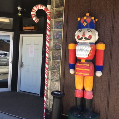 THE NUTCRACKER CAFE & BAKERY - Updated August 2025 - 26 Photos & 14 ...