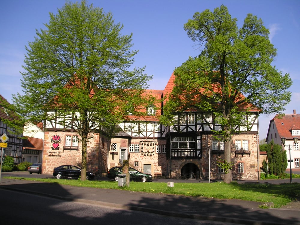 MUSEUM DER SCHWALM - Paradeplatz 1, Schwalmstadt, Hessen, Germany ...