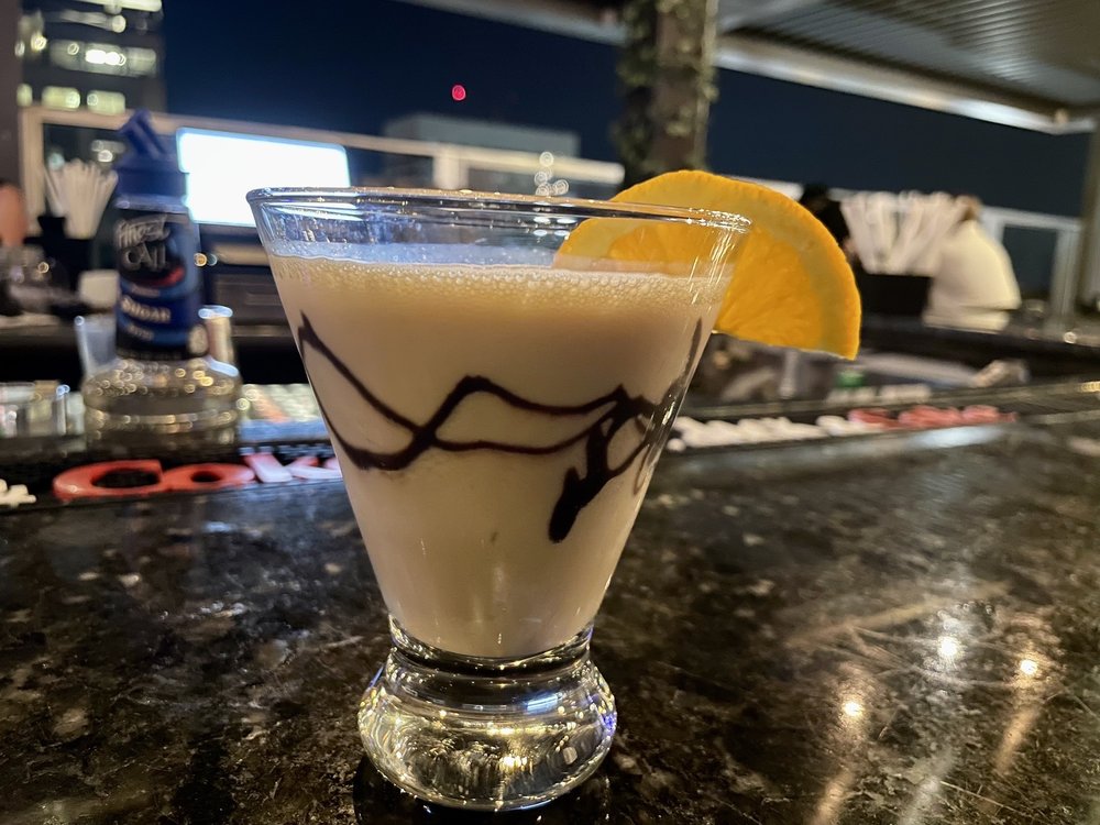 ROOFTOP LOUNGE - Updated May 2024 - 61 Photos & 59 Reviews - 1400 Main ...