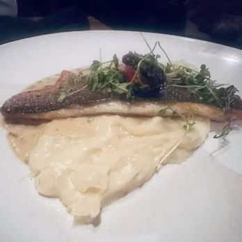 FIN POINT OYSTER BAR & GRILL - 675 Photos & 509 Reviews - 89 Broad St ...