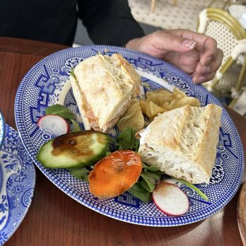 GENETTIS BISTRO AND CAFE - Updated July 2025 - 74 Photos & 36 Reviews ...
