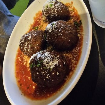 GOATS ARENA SPORTS BAR - Updated July 2024 - 39 Photos & 36 Reviews ...