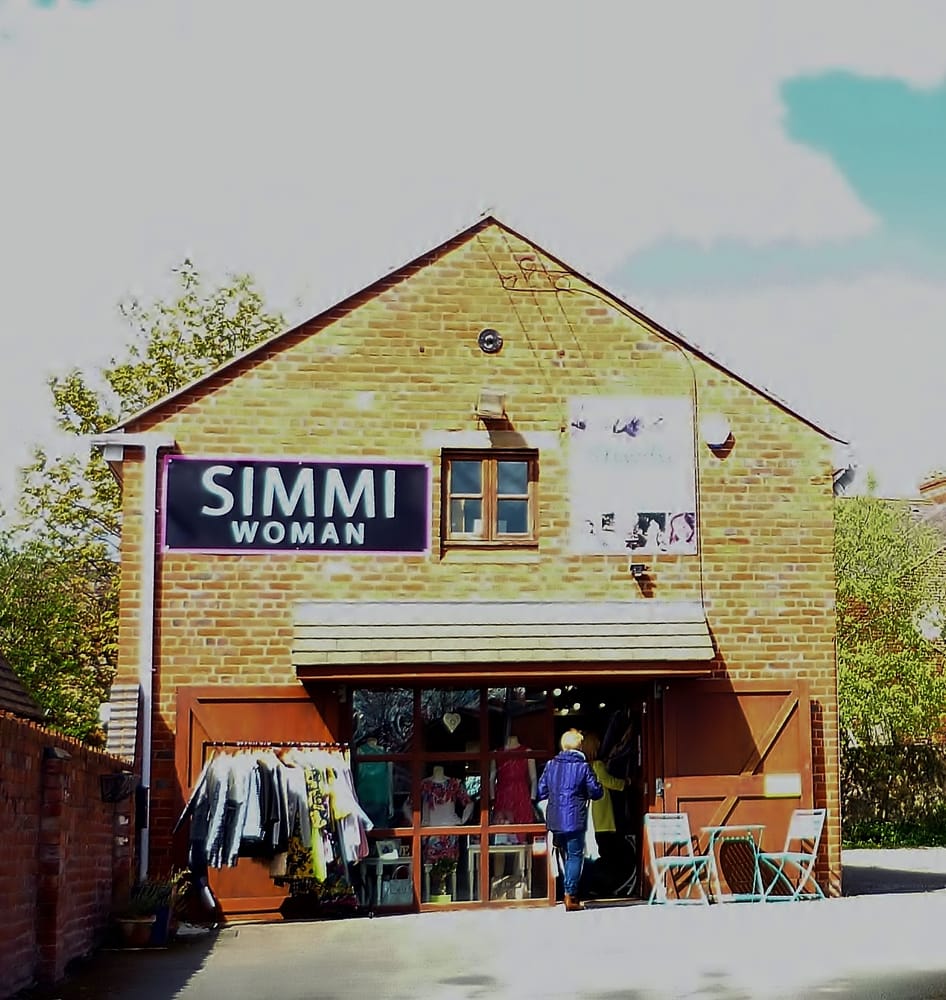 SIMMI - Updated May 2024 - 18A Grosvenor Street, Mold, Flintshire ...