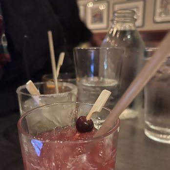 VON’S 1000 SPIRITS - 3644 Photos & 2960 Reviews - 1225 1st Ave, Seattle ...