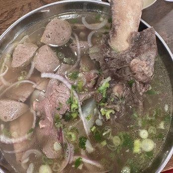 BA LE RESTAURANT - Updated July 2024 - 276 Photos & 271 Reviews - 2240 ...