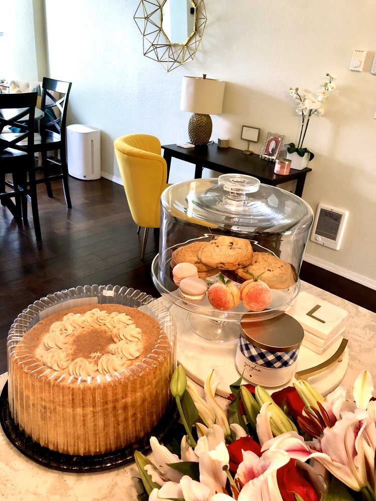 KATYA’S BAKERY | 337 Photos & 238 Reviews - 12811 8th Ave W, Everett ...