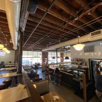 DILLY DINER - Updated July 2024 - 802 Photos & 593 Reviews - 402 E 2nd ...