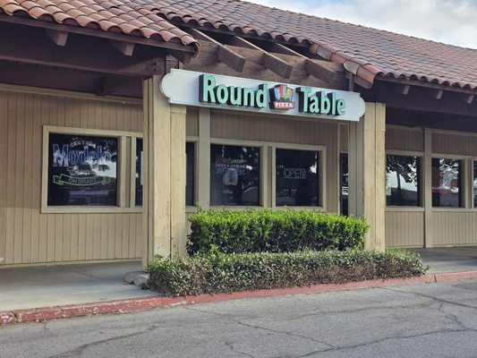 Round Table Pizza Chino