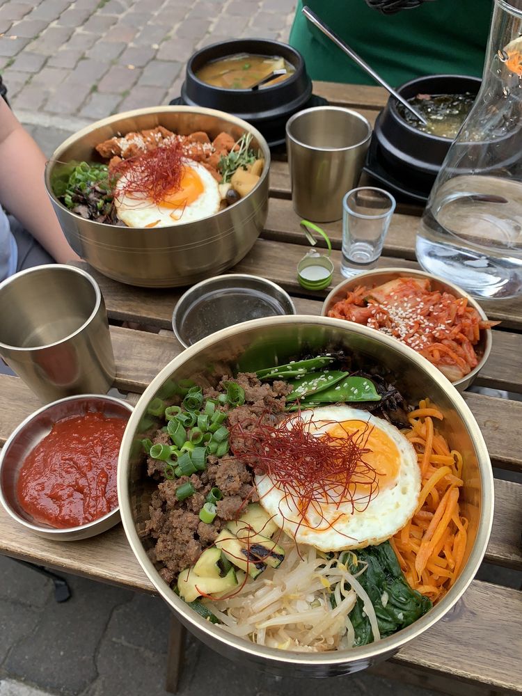 MIN’S TABLE - Updated September 2025 - 10 Photos - ul. Kraszewskiego 14 ...