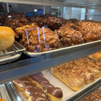 BOSA DONUTS - Updated December 2025 - 108 Photos & 113 Reviews - 6872 E ...