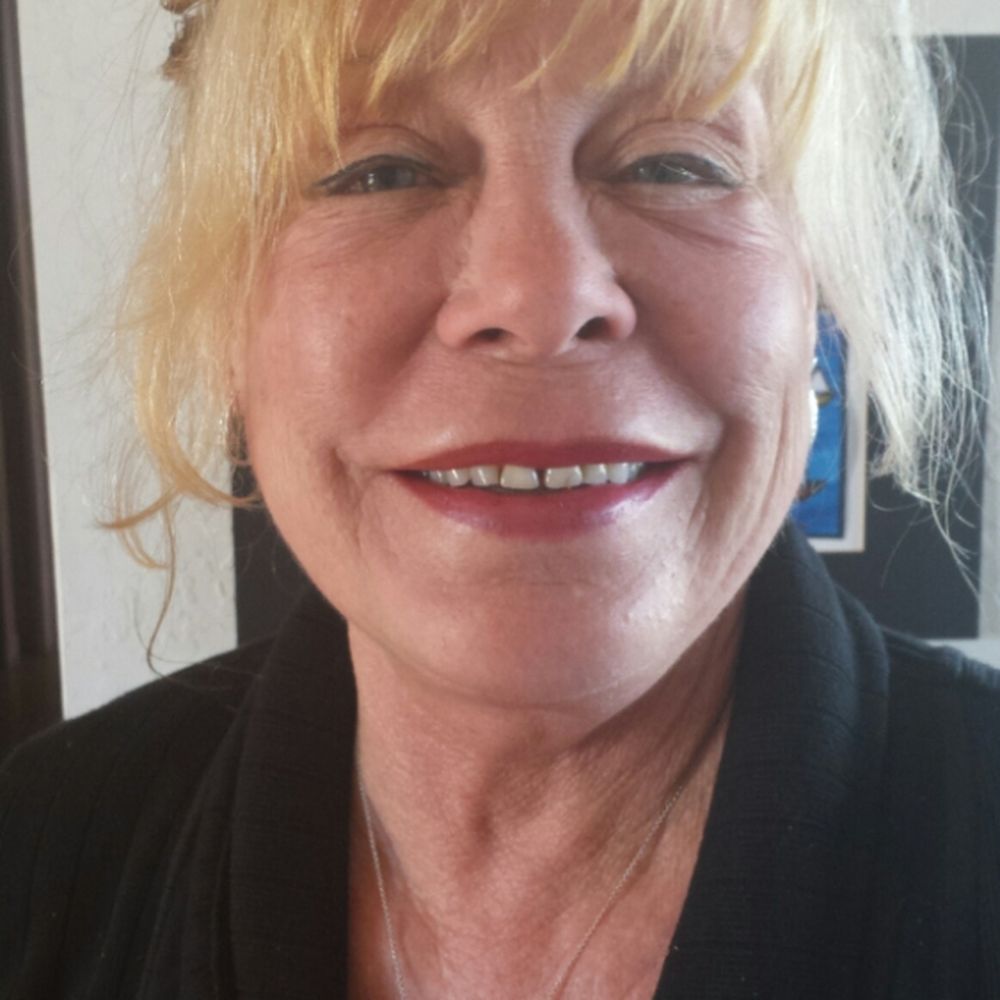 Sandra Stout's Instagram, Twitter & Facebook on IDCrawl