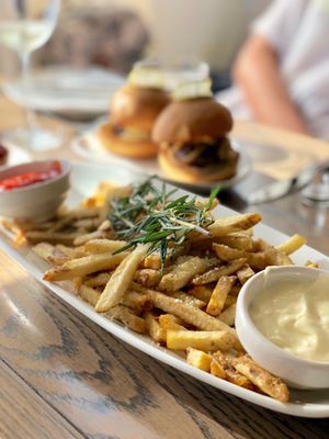 GG’S WATERFRONT - Updated June 2024 - 3062 Photos & 1837 Reviews - 606 ...