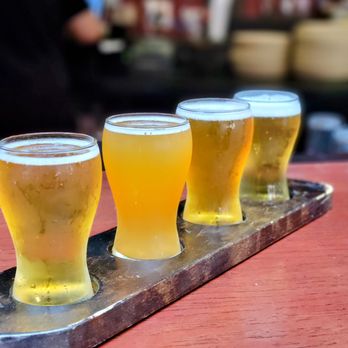 PIECE BREWERY AND PIZZERIA - Updated May 2024 - 1494 Photos & 3861 ...