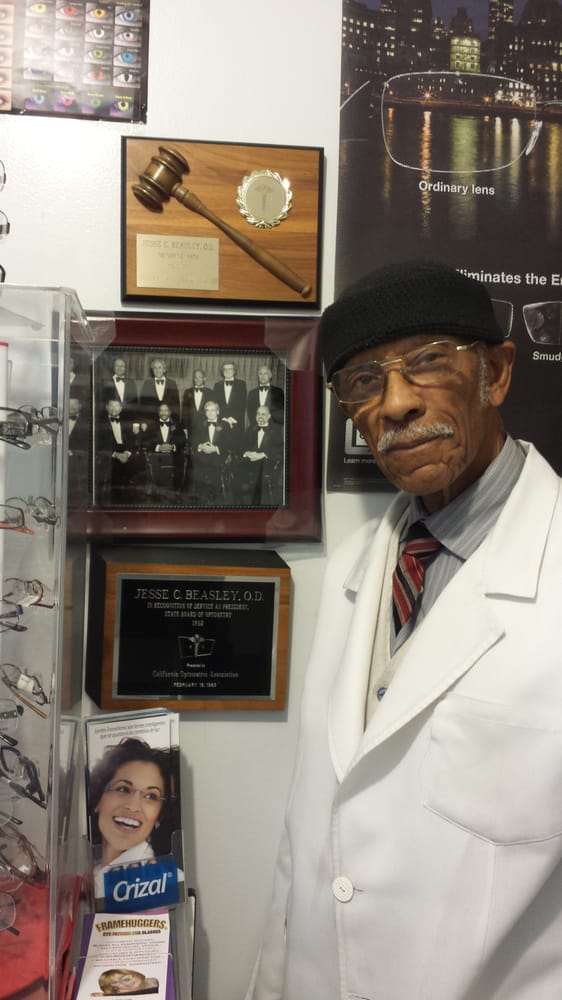 MANCHESTER OPTOMETRY EYECARE CENTER - Updated September 2025 - 11 ...