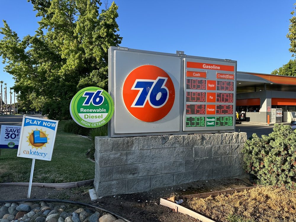 76 FUEL STATION - Updated August 2025 - 37 Photos - 1405 Ary Ln, Dixon ...