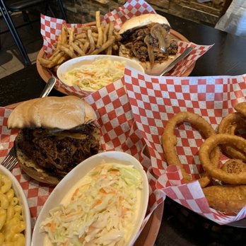 PIG OUT BBQ - Updated December 2025 - 118 Photos & 102 Reviews - 780 ...