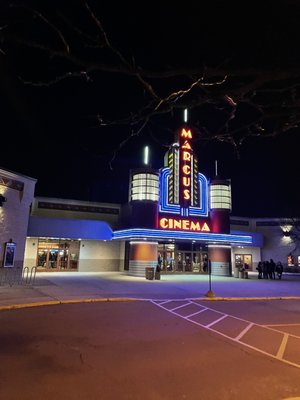 MARCUS POINT CINEMA - Updated January 2025 - 49 Photos & 127 Reviews ...