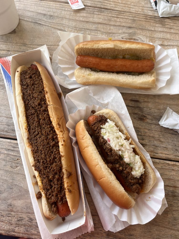 ROBO’S DRIVE IN - Updated October 2025 - 11 Photos & 35 Reviews - 9233 ...