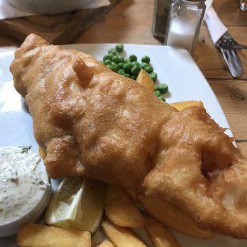 THE CROWN - Updated June 2025 - 17 W Market Place, Cirencester ...