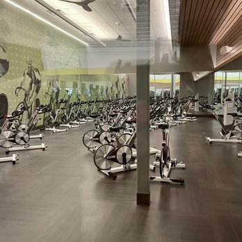 LA FITNESS - Updated October 2025 - 11 Reviews & 22 Photos - 6461 ...