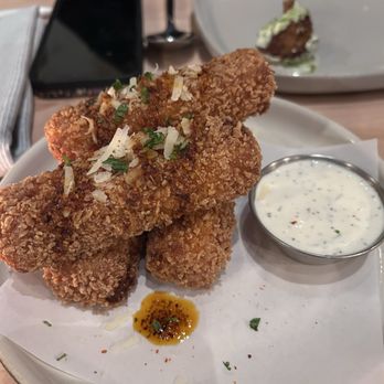 LUMA BAR & EATERY - Updated May 2025 - 282 Photos & 121 Reviews - 50 E ...