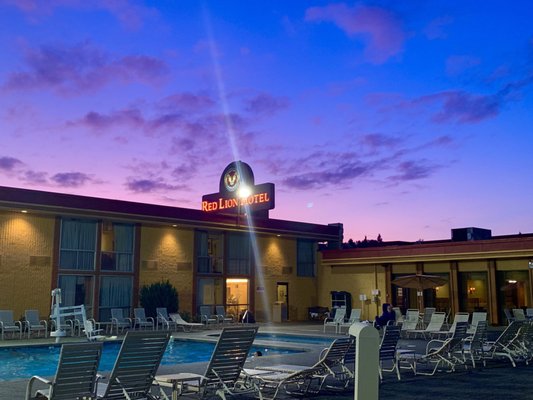 RED LION HOTEL KELSO LONGVIEW - 157 Photos & 114 Reviews - 510 Kelso Dr ...