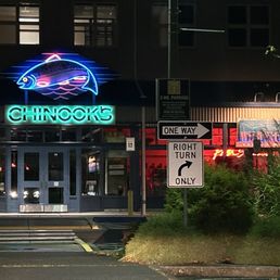 CHINOOK’S - Updated December 2025 - 1138 Photos & 1111 Reviews - 1900 W ...