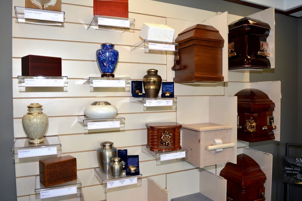 MCKENZIE FUNERAL SERVICES - Updated November 2024 - 21 Photos - 200-100 ...