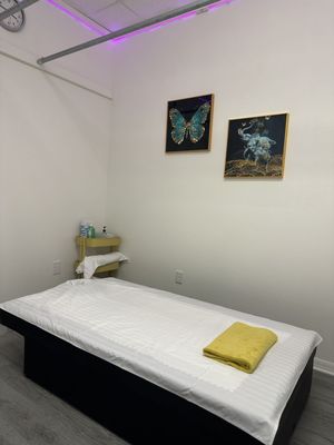 GOLD SPA - Updated December 2025 - 18 Photos - 5787 Vineland Rd ...