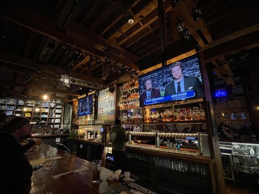 THE EXPLORIUM BREWPUB THIRD WARD - Updated January 2026 - 391 Photos & 233 Reviews - 143 W Saint ...