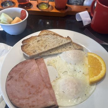 FAMOUS TOASTERY - Updated December 2024 - 340 Photos & 394 Reviews ...