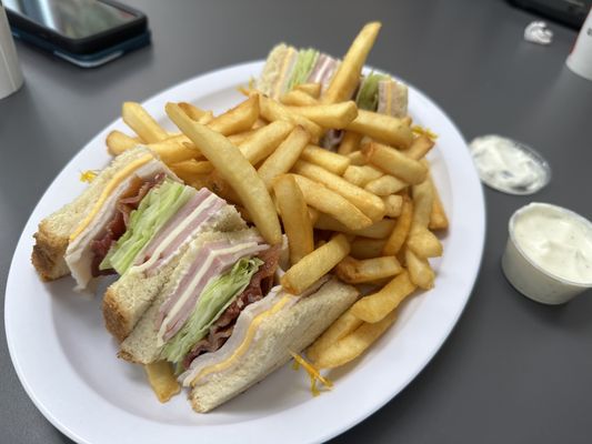 TOM’S JR BURGERS - 21 Photos & 22 Reviews - 2775 Hamner Ave, Norco ...